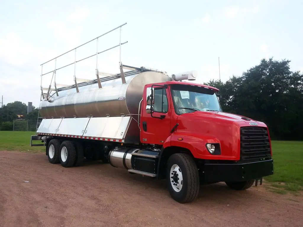 Bulk Feed Truck for Sale | Ledwell Bulk Feed Trucks